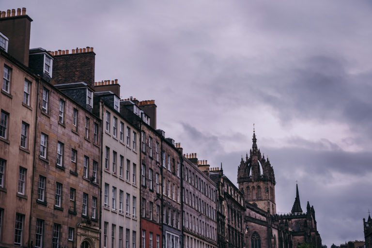 Beautiful Edinburgh, Scotland (one of my favourite cities!)